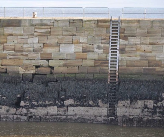 Whitby Piers Coast Protection Scheme - Constructing Excellence